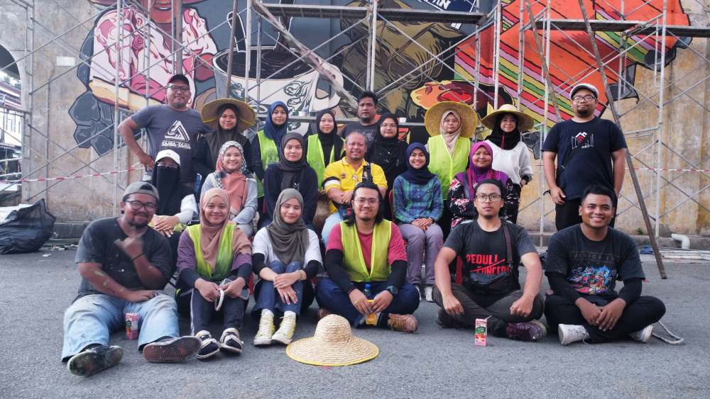 Perasmian Lukisan Mural di Pekan Pusing dan Menandatangan Persefahaman ...