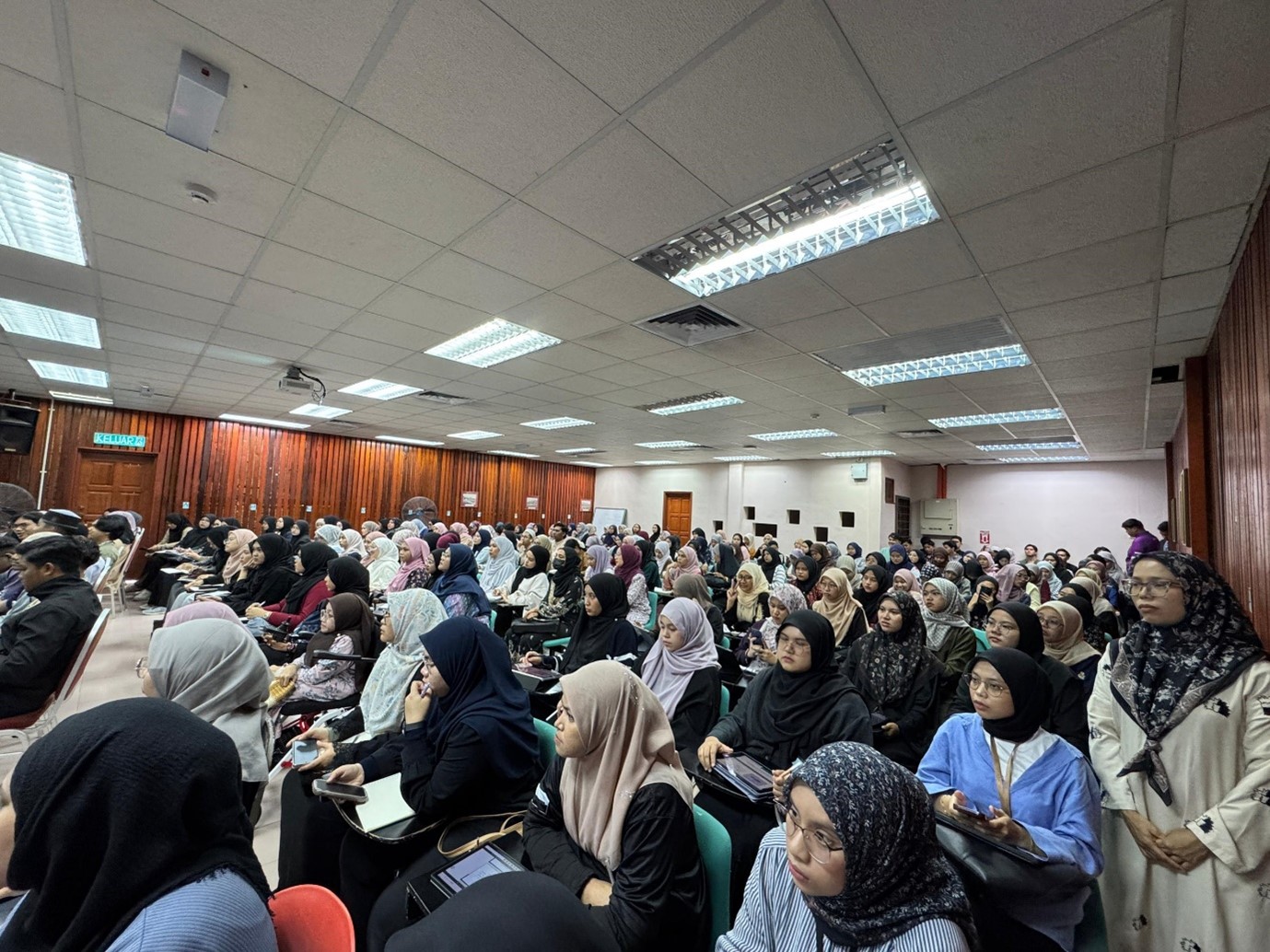 Phase 1 Unlocked: EET699 Workshop in Action! – UiTM NewsHub